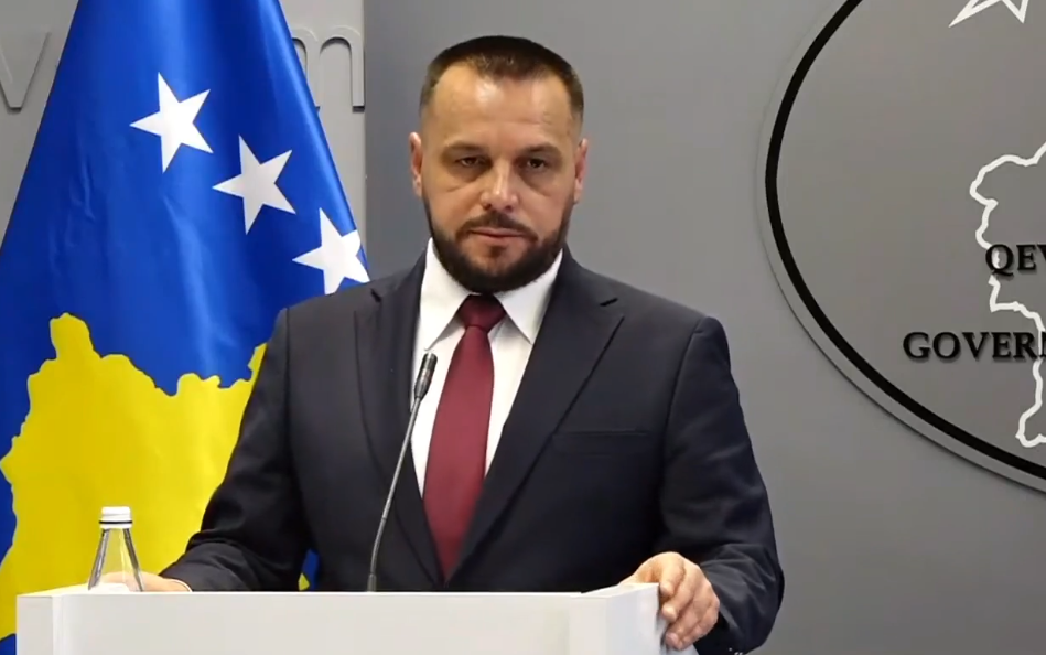 Dy deklaratat e çuditshme të Maqedoncit brenda pak ditëve për KFOR-in ...